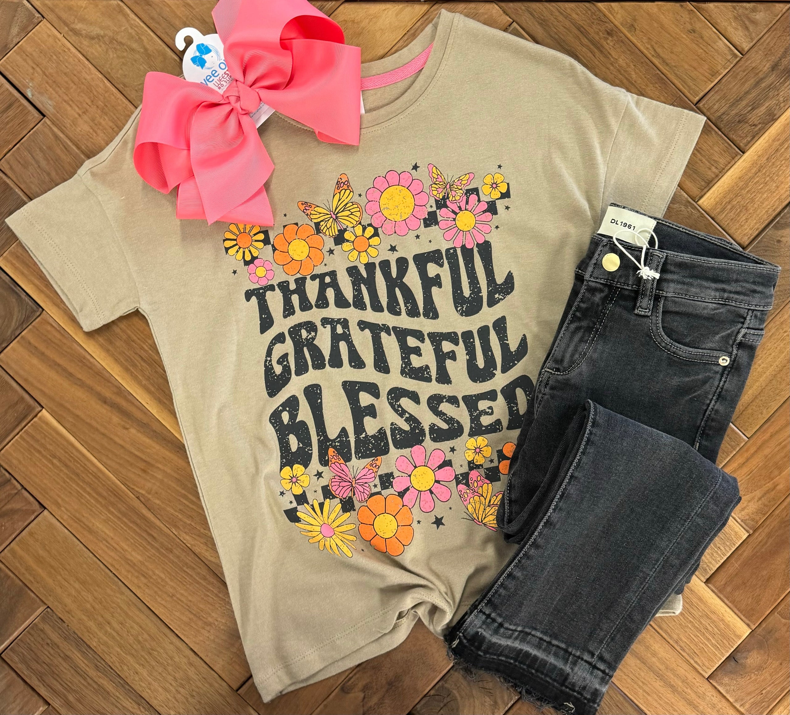 SS Thankful Grateful Blessed Tee | Dimples & Dirt Boutique
